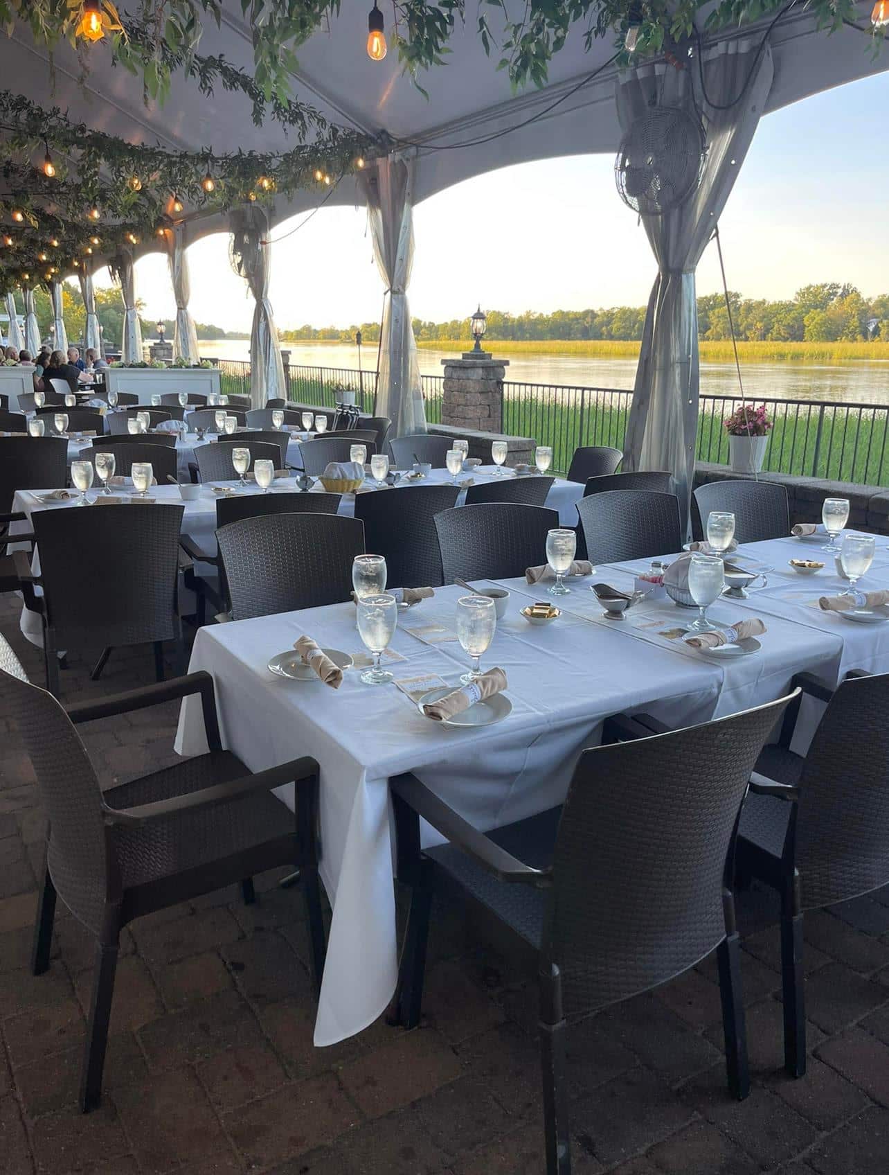 The Best Outdoor Dining in South Jersey: Restaurants with Outdoor Seating